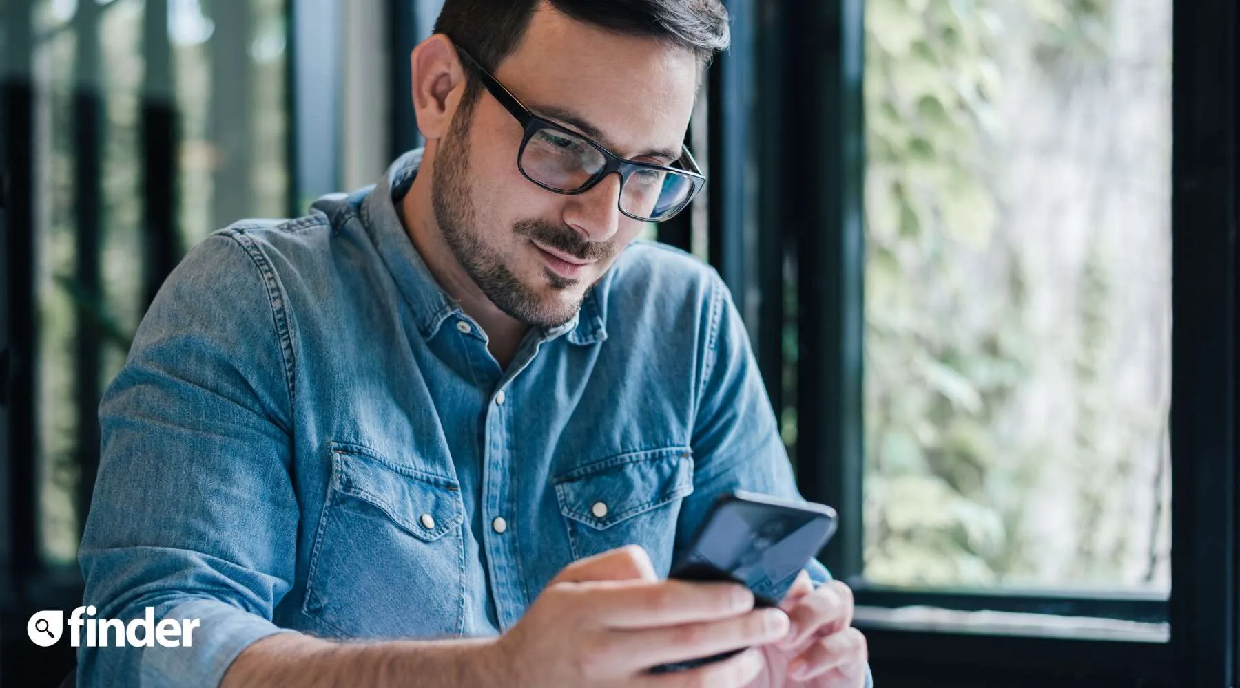 IBAN vs SWIFT codes: What you should know | Finder